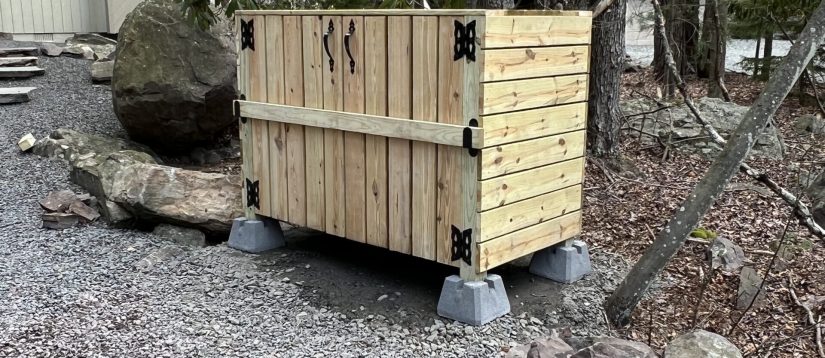 Trash Can Enclosures - Pocono Woodworks LLC